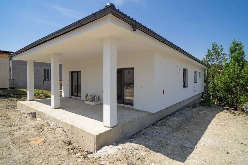 reality REALITES.SK > byty domy predaj prenájom pozemky chaty novostavby